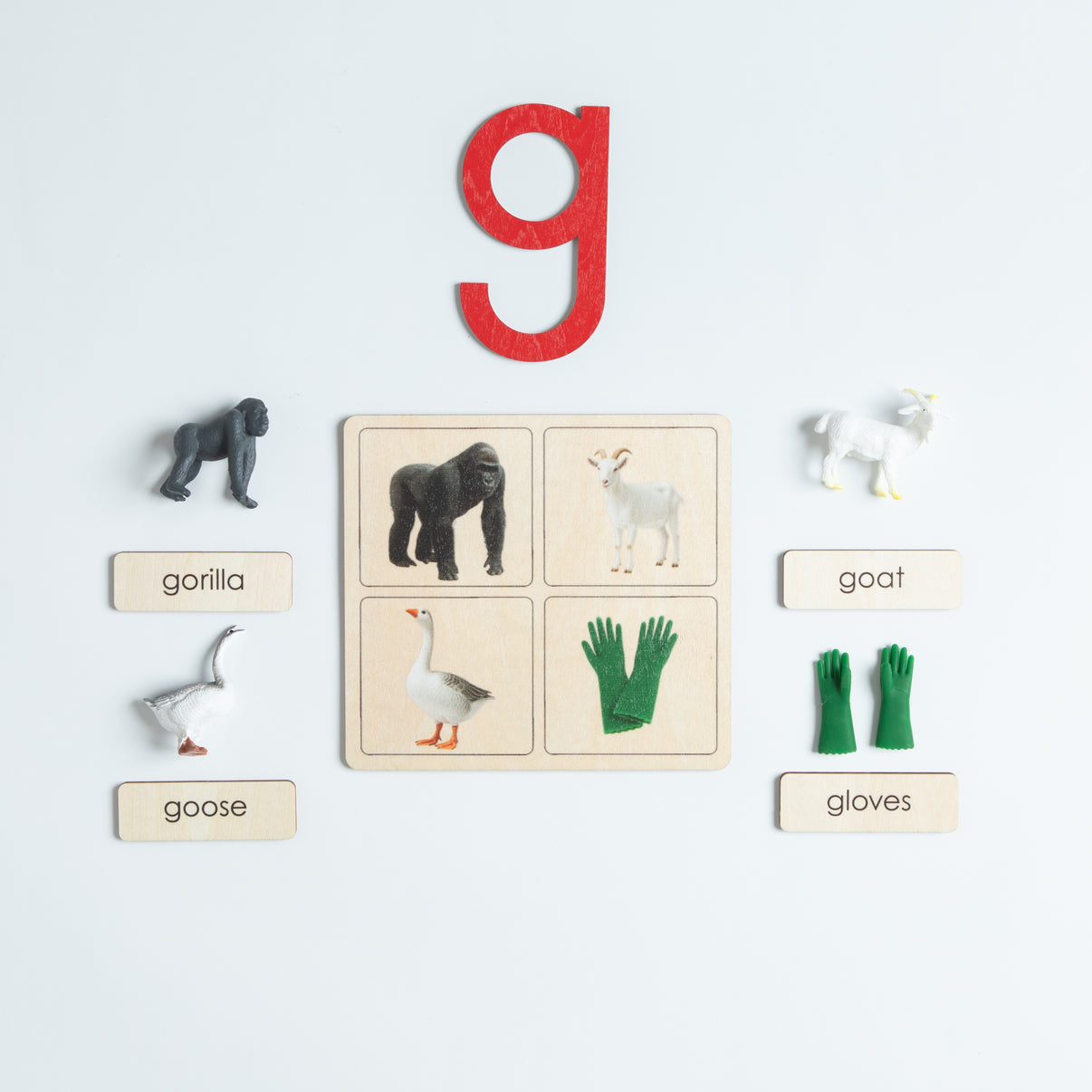 Montessori Beginning Sounds Language Phonics Set with 104 Objects, woo ...